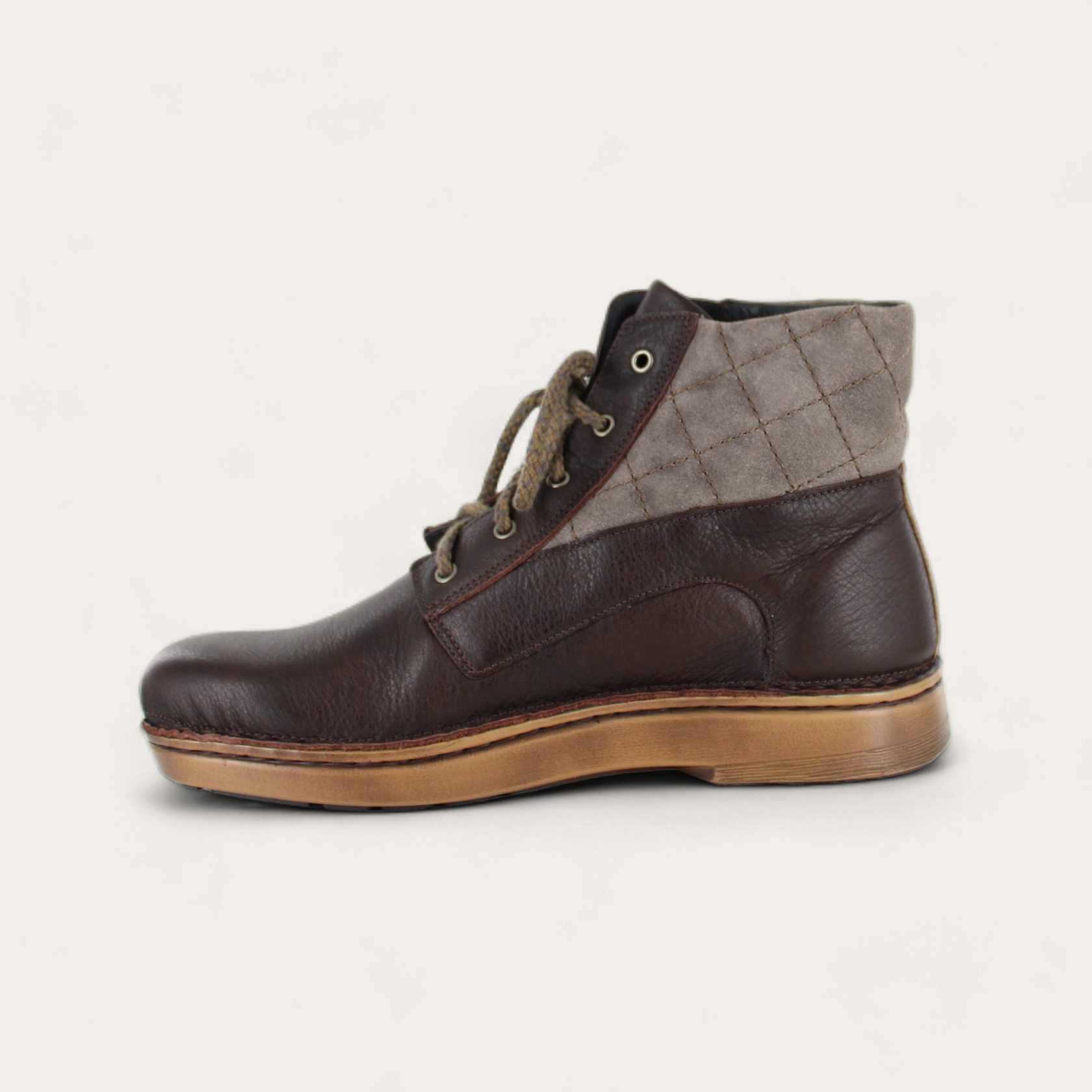 Castera | Naot Canada